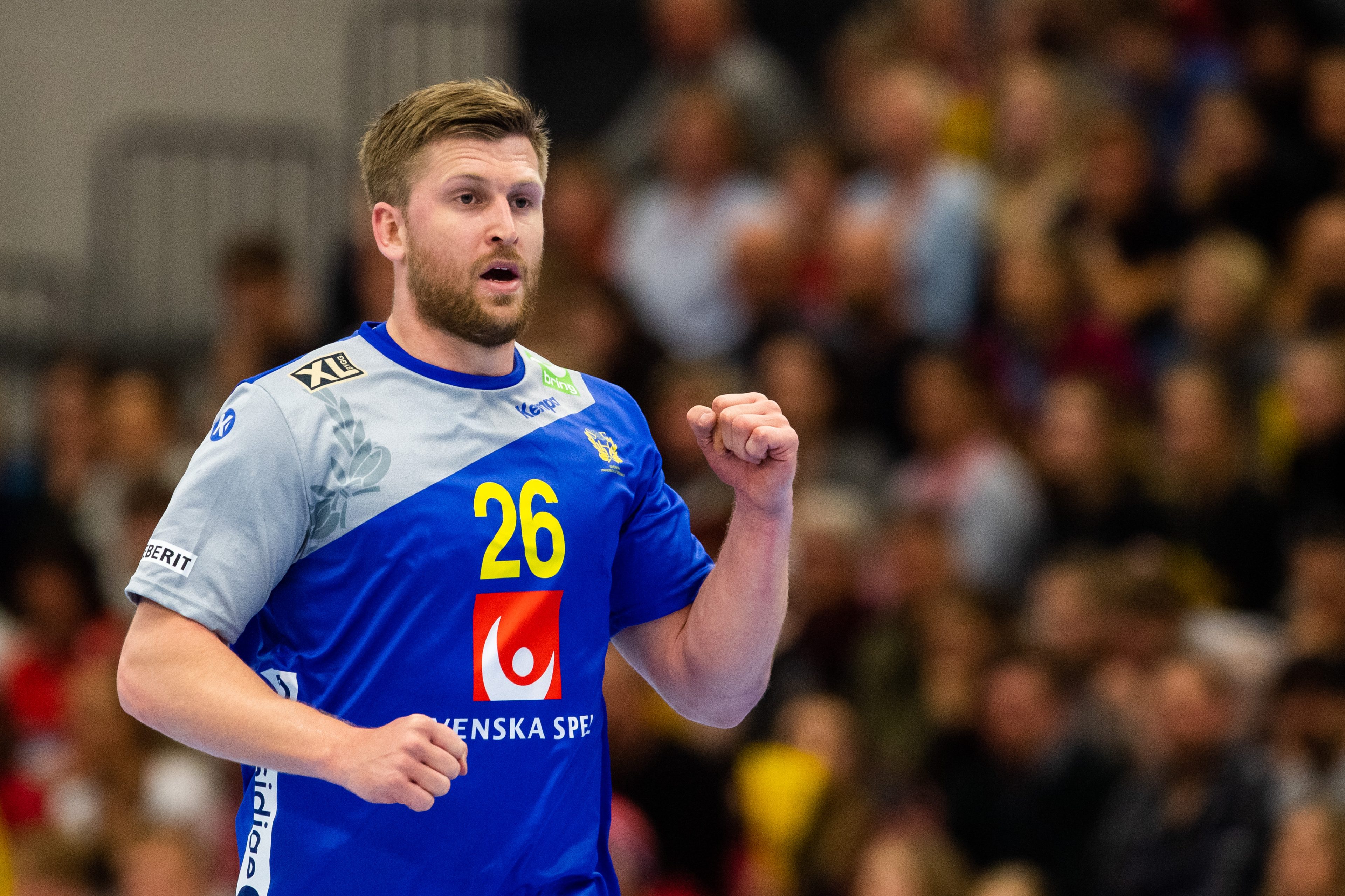 Linus Persson förlänger med US Ivry - Handbollskanalen